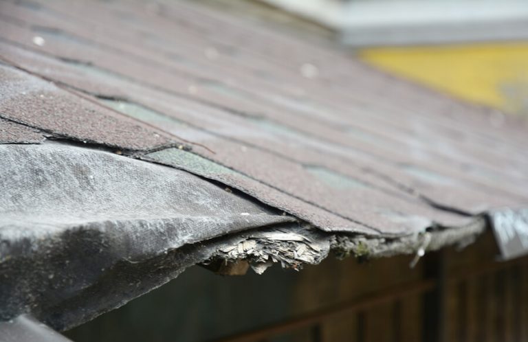 Signs of a Bad Roofing Installation You Should Be Aware Of